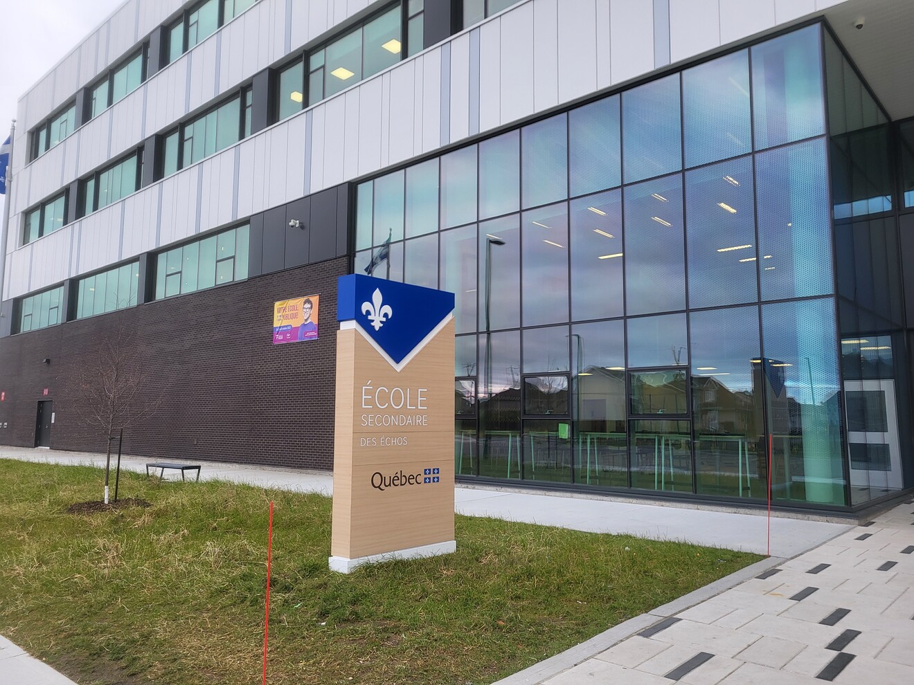 École secondaire des Échos - 4 étages (2023) - Projets terminés - Agora ...