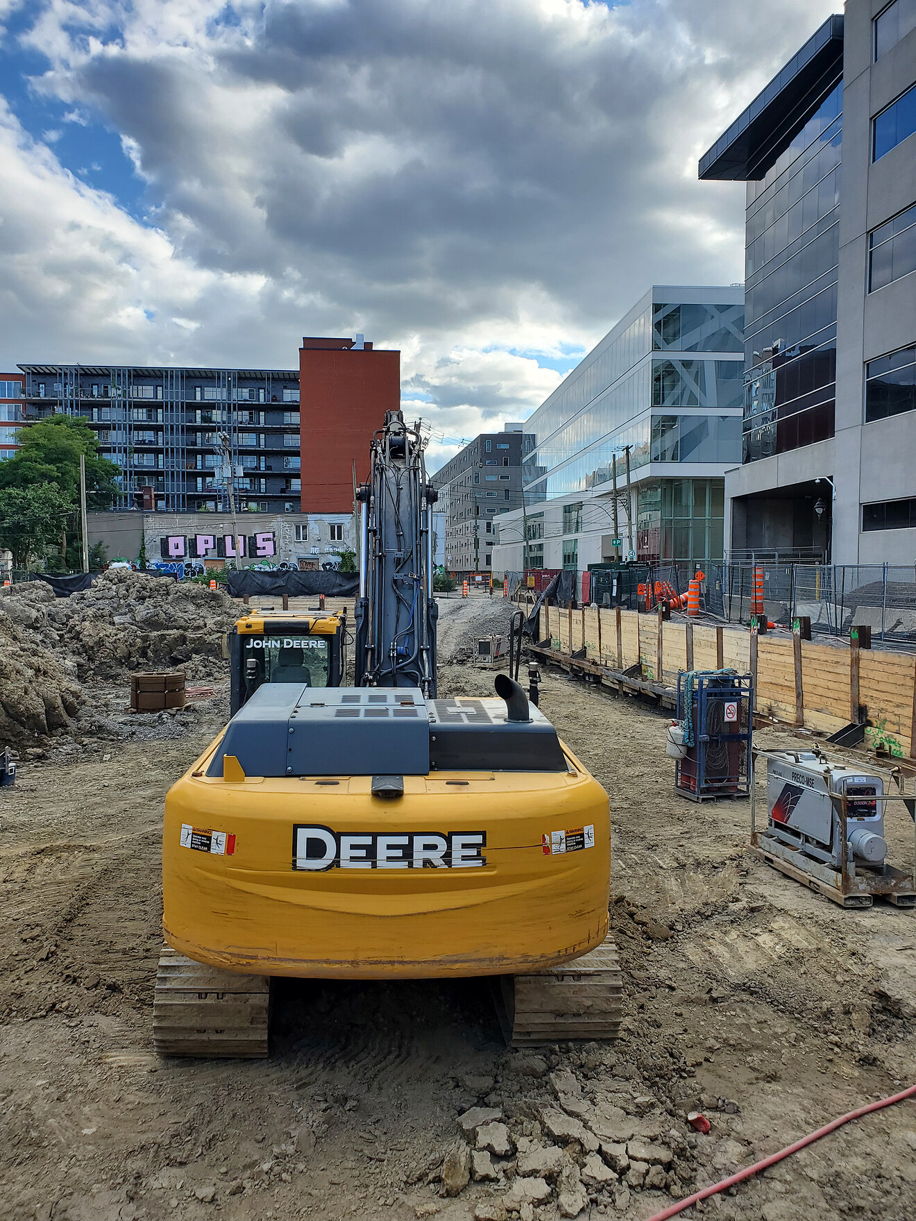 Pavillon F (ÉTS) - 6 étages (2024) - Projets terminés - Agora Montréal
