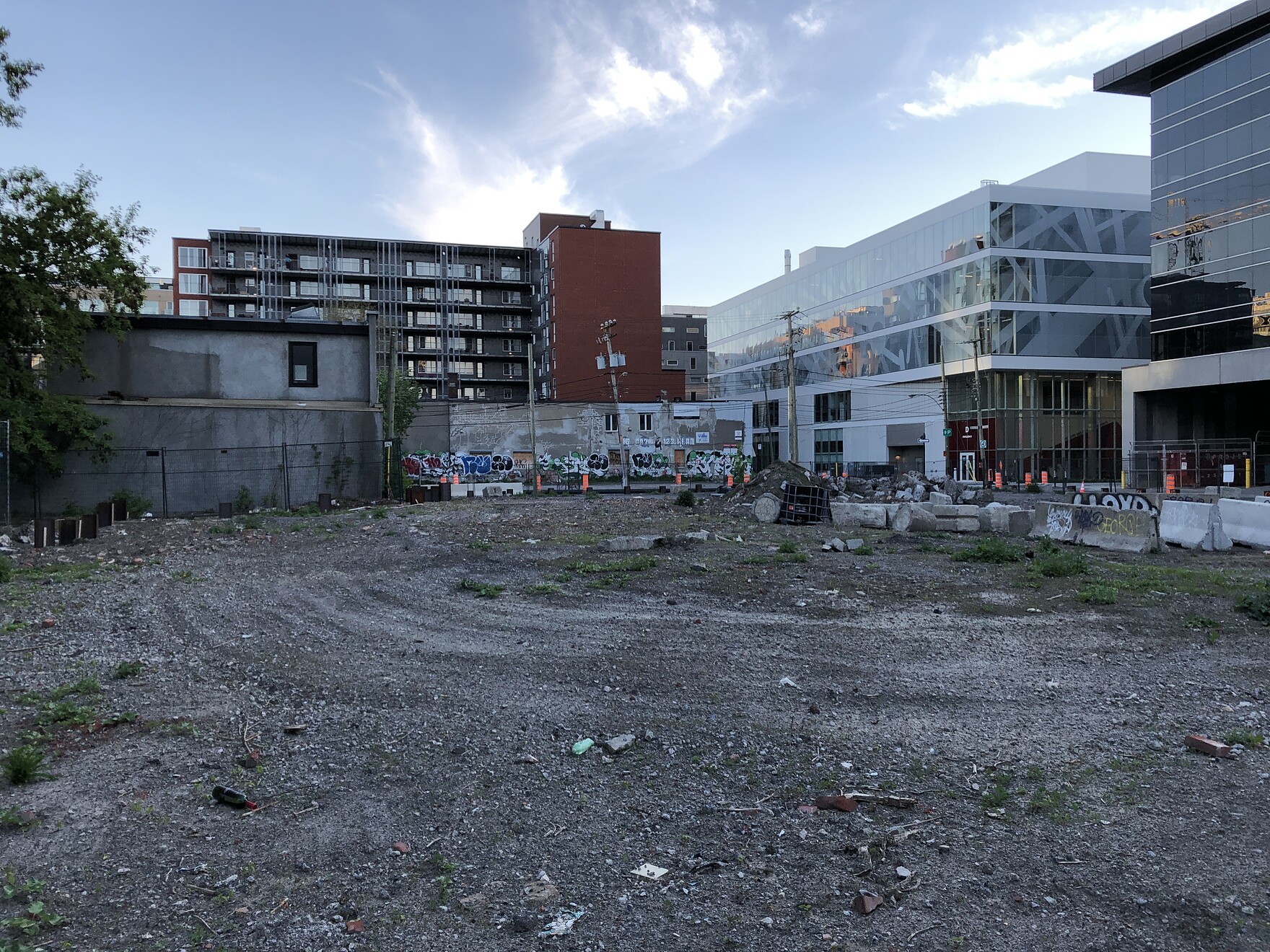 Pavillon F (ÉTS) - 6 étages (2024) - Projets terminés - Agora Montréal