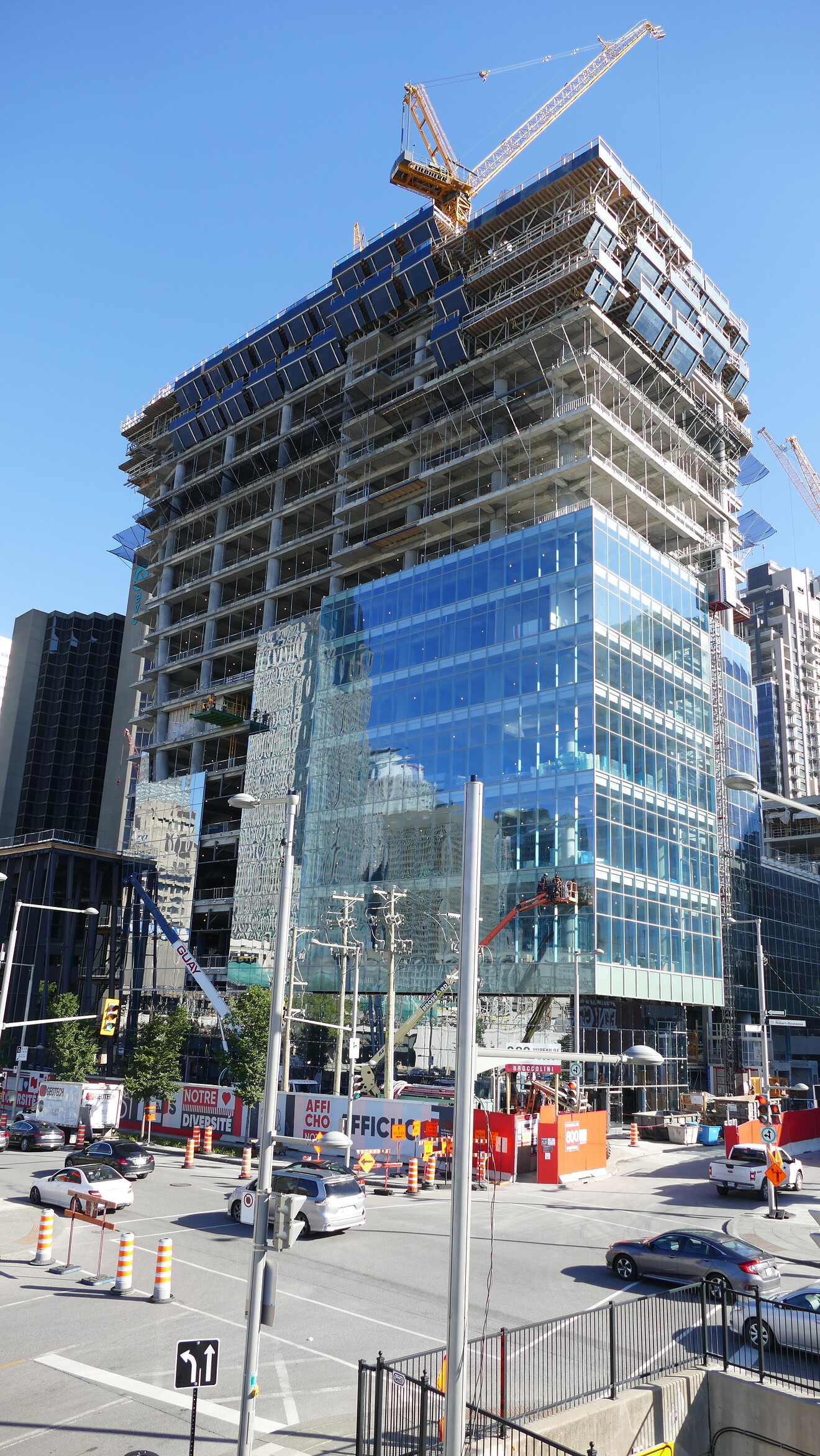 Place Banque Nationale - 40 étages (2024) - #264 par MartinMtl ...