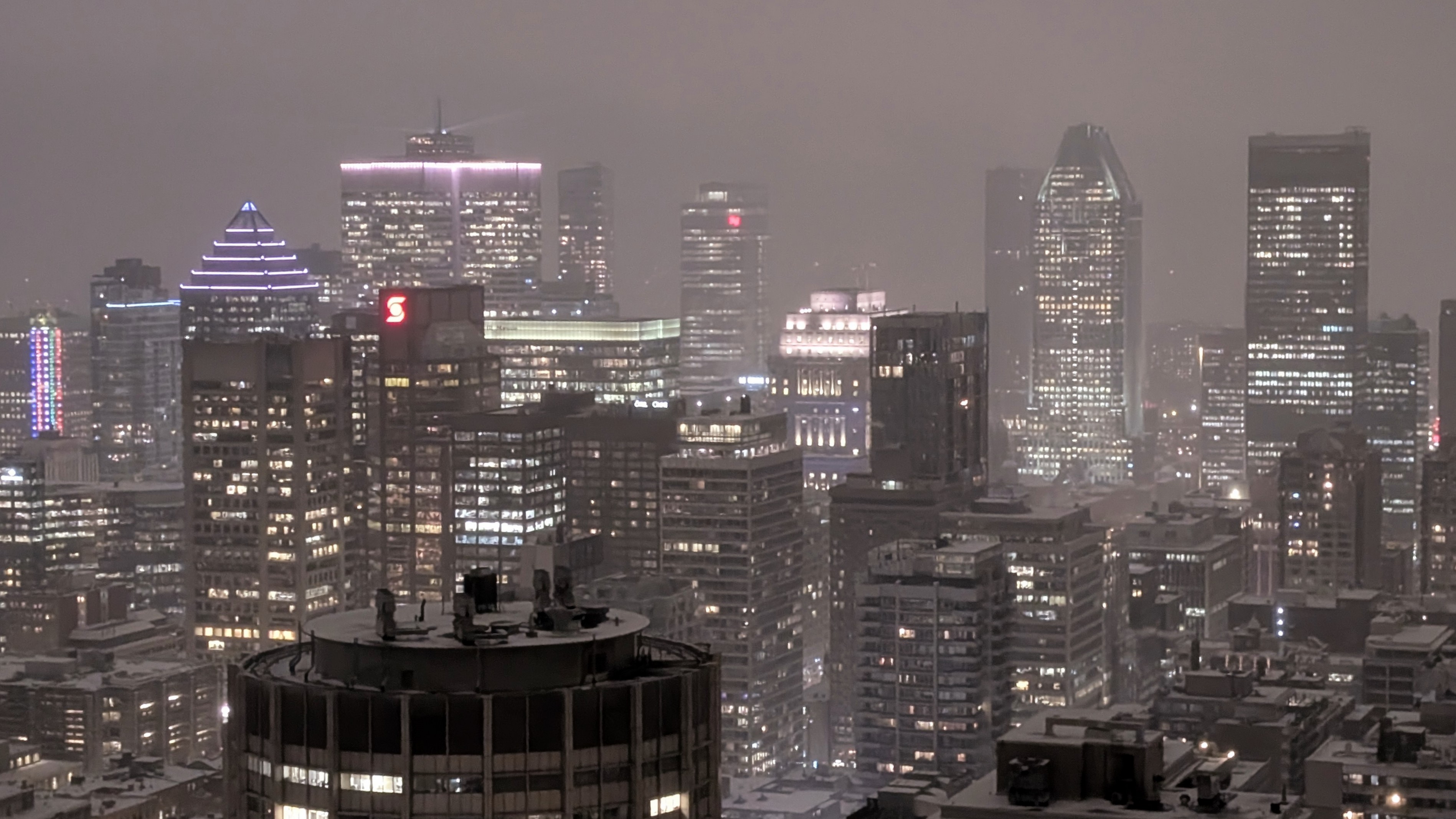Montréal : Vues et skyline 😎 - #4934 par Olivia - Photographie - Agora ...